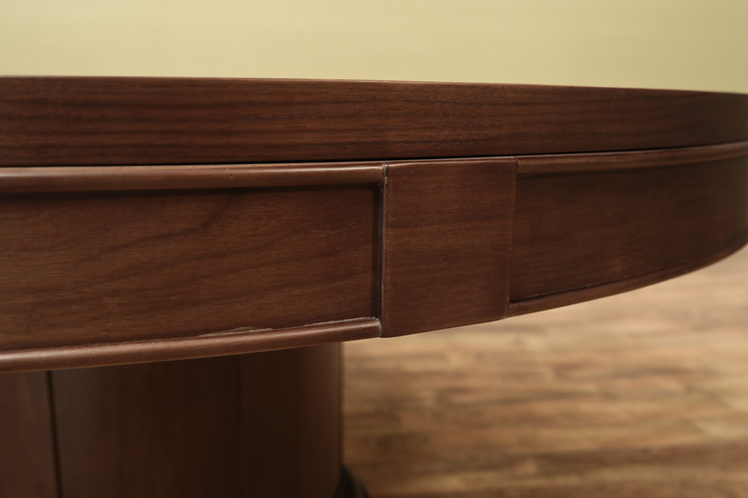 69-91 Fletcher capstan table reproduction with self-storing and self ...